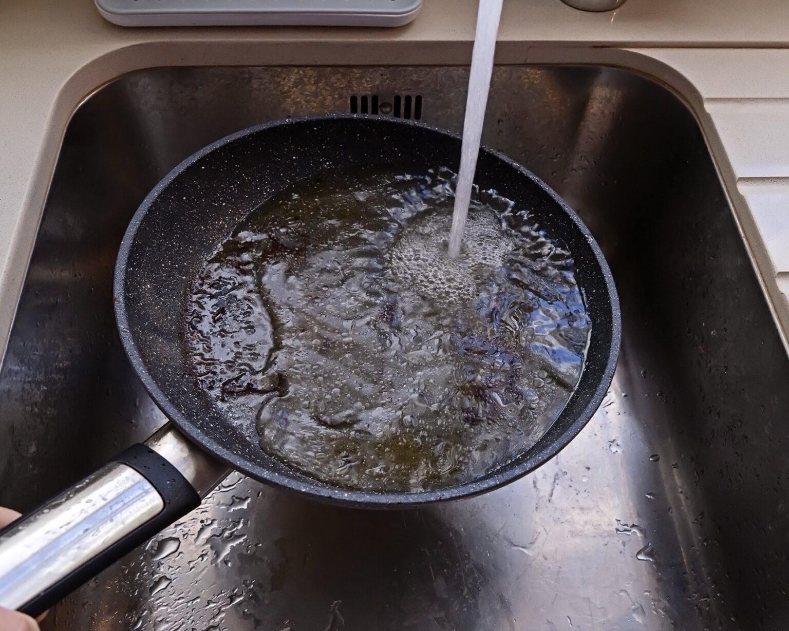 From Liquid to Blockage: The Hidden Dangers of Pouring Grease Down the ...